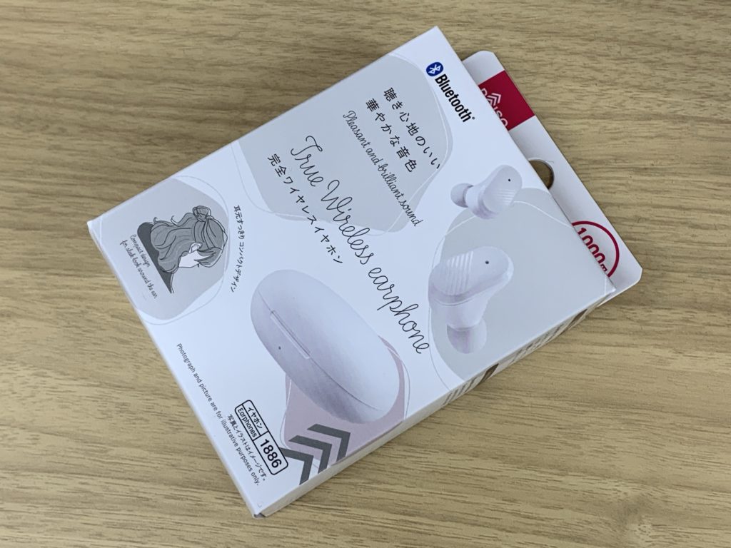 ダイソー 完全ワイヤレスイヤホン TWS002 レビュー！ 1000円で買えるワイヤレスイヤホンの2023年新製品。ケースのつくりが手になじんでとても良い！ | モノデジ.info